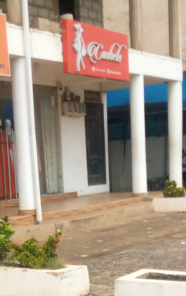Giyim mağazası Cashels Store, Akra, foto