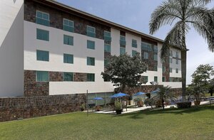 Holiday Inn Express Villahermosa (Tabasco, C.P.A. Carlos Rovirosa International), otel  Tabasco Eyaleti'nden
