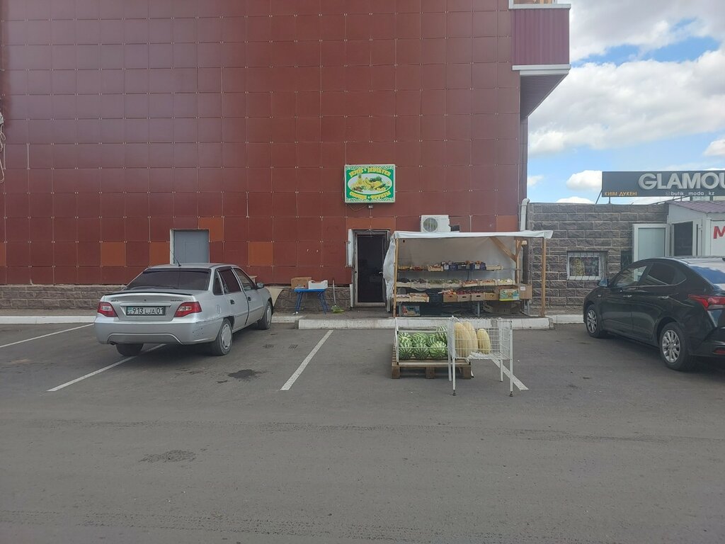 Manavlar Ovoshchi i frukty, Astana, foto