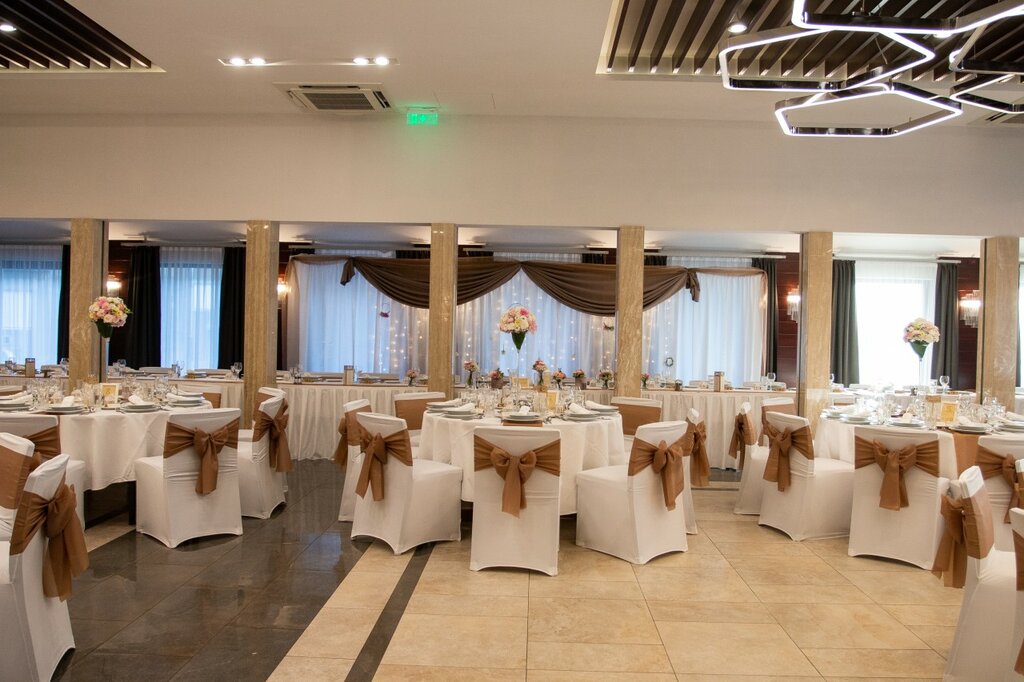 Restoran Kristály Étterem, Gyor, foto