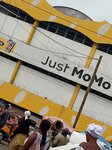 Just momo (Mantse Akramah Street No:1), para transferleri  Akra'dan