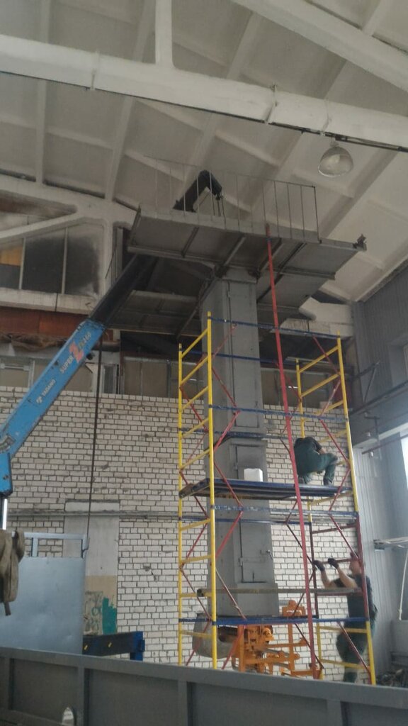 Montaj çalışmaları StankoExpertMontage, Troitsk, foto