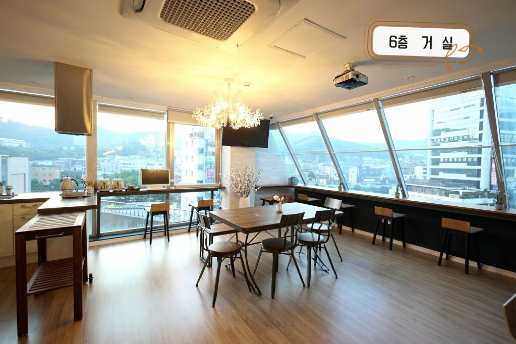 Otel First Guest House - Hostel, Pusan, foto