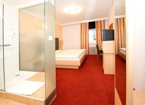 Otel Hotel Garni - Schwarzer Bar, Yukarı Avusturya, foto