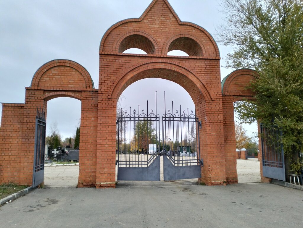 Mezarlıklar Yelshanskoye kladbishche, Saratov, foto