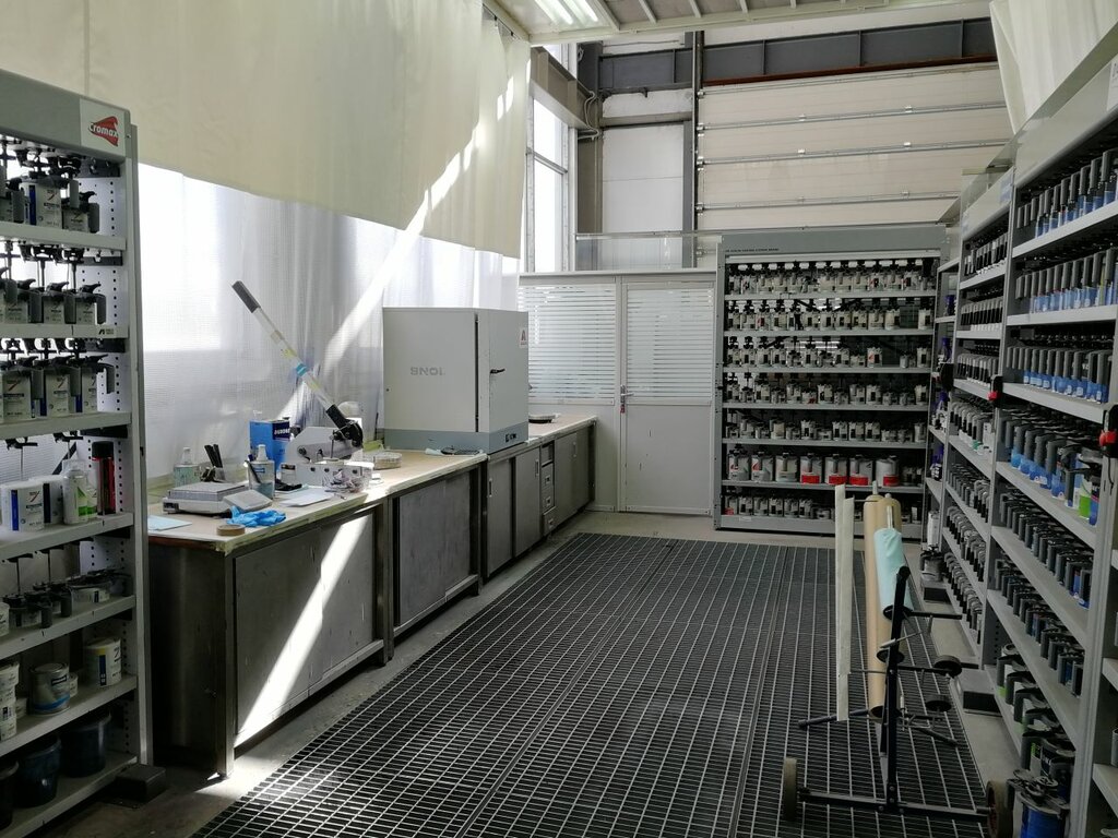 Otomobil boyaları Учебный центр Аксалта, Himki, foto