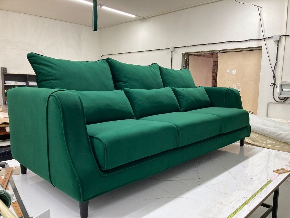 Mobilya fabrikaları KonstantinovKhoum, Podolsk, foto