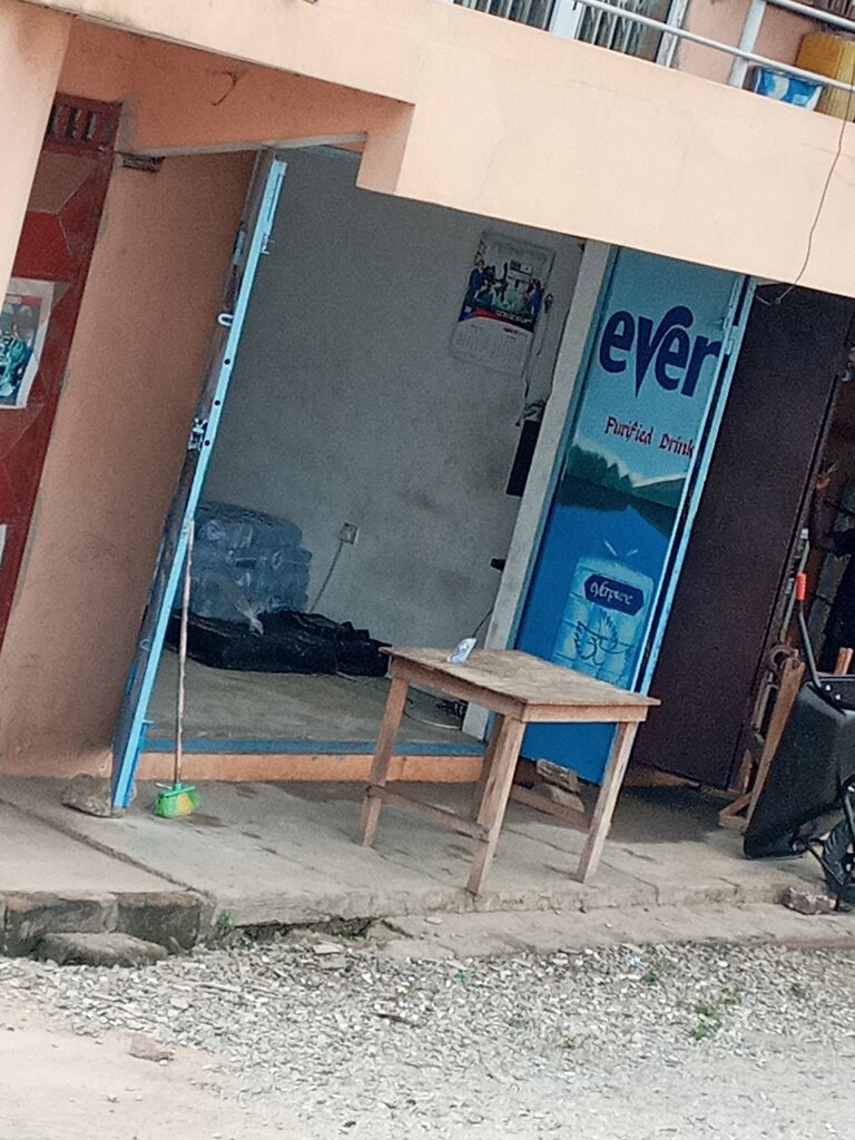 Su satışı Ever pure depot, Dünya, foto