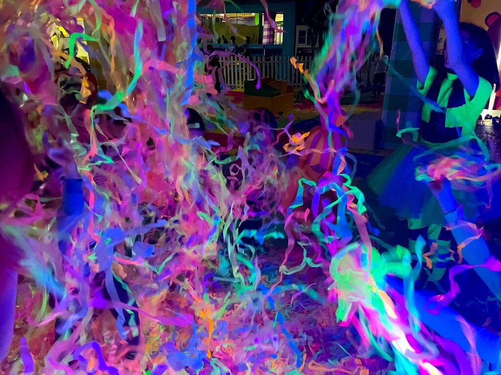 Çocuklar için kutlama organizasyonları Igry i tocka, Sevastopol, foto