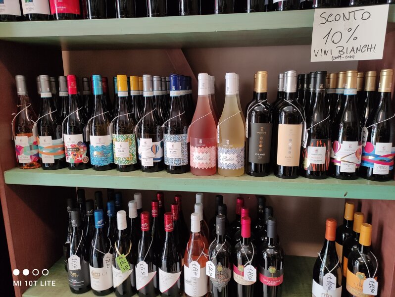 Şarap ve içki toptan satışları Enoteca Di Falco, Palermo, foto