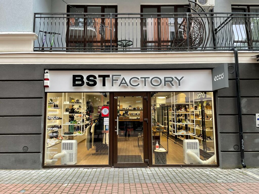 Ayakkabı mağazaları BstFactory, Svetlogorsk, foto