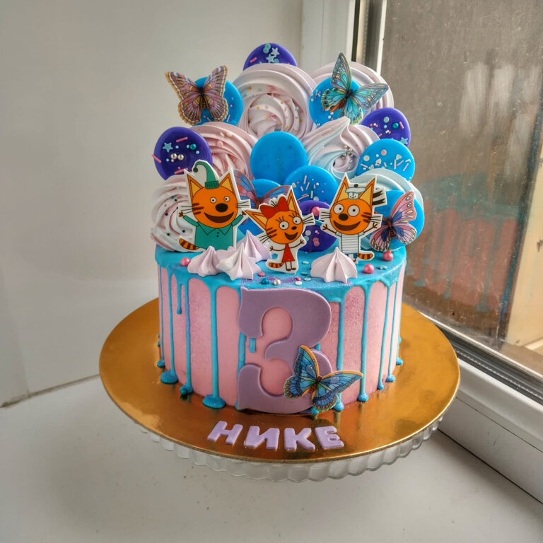 Özel pasta siparişi Tortik ot kotoka, Moskova, foto