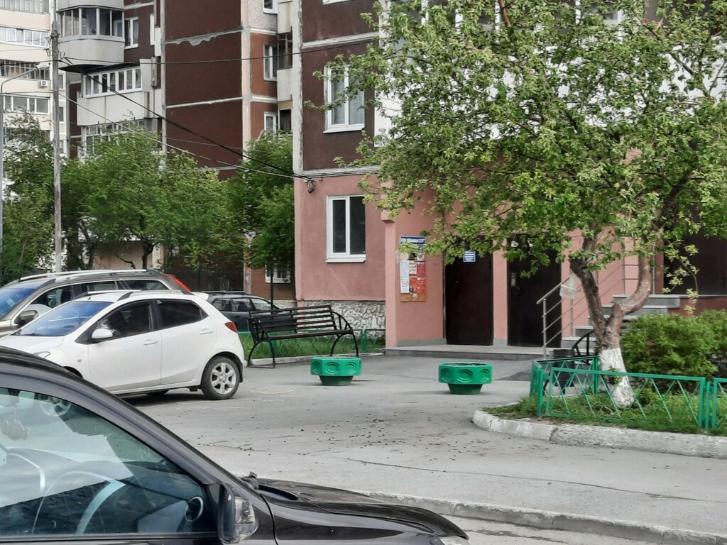 Bina, site yönetimi ТСН Шварца 2/2, Yekaterinburg, foto