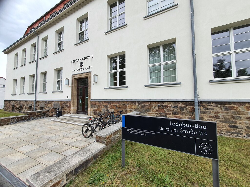Üniversiteler Ledebur-Bau, Freiberg, foto