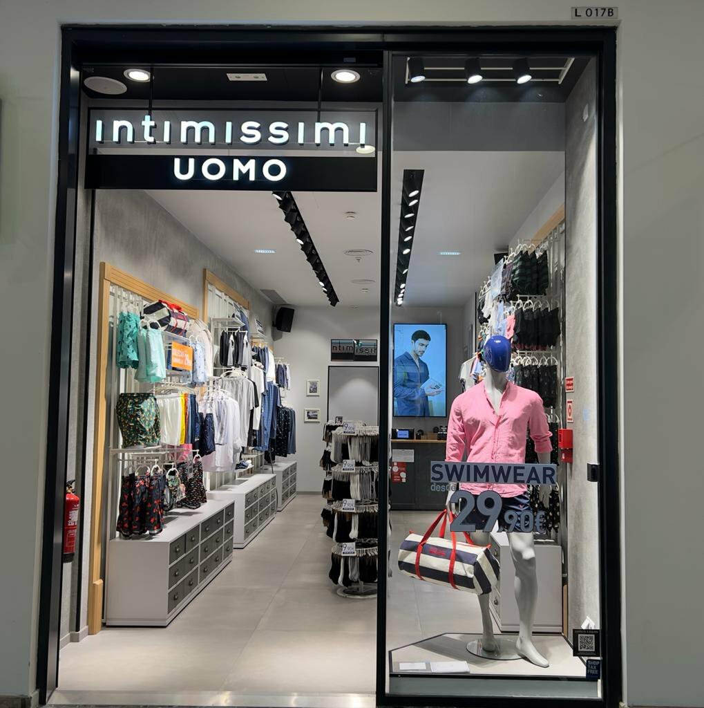Giyim mağazası Intimissimi, Porto, foto