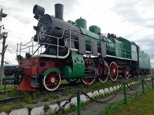 Teknoloji anıtı Паровоз Су-215-68, Hilok, foto