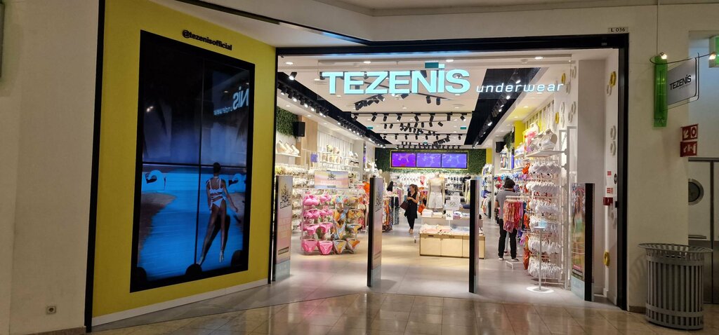 Giyim mağazası Tezenis, Porto, foto