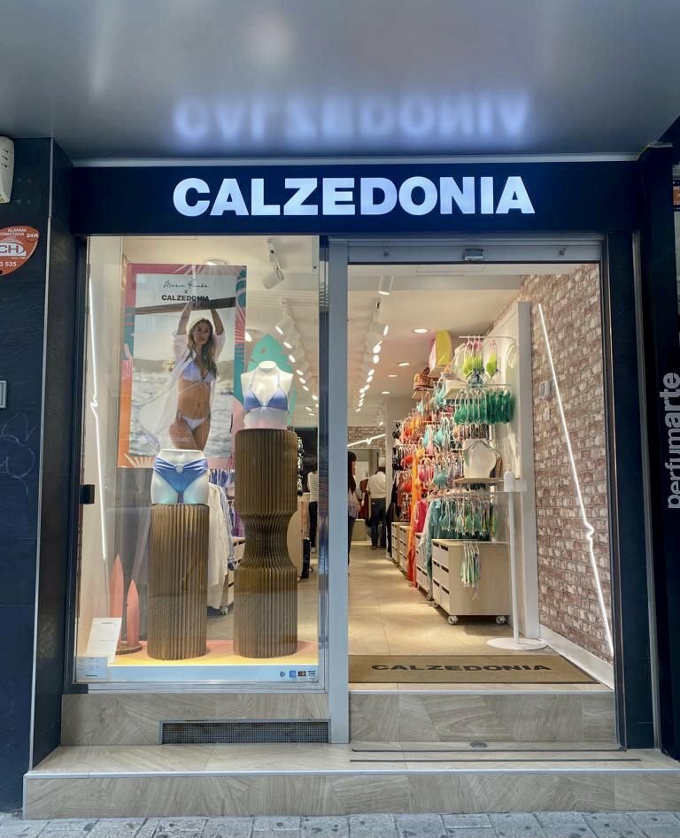 Giyim mağazası Calzedonia, Albacete, foto