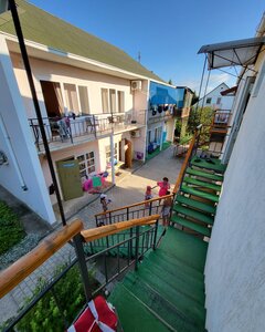 Romantik-2 (Первомайская улица No:72А), otel  Sevastopol'dan