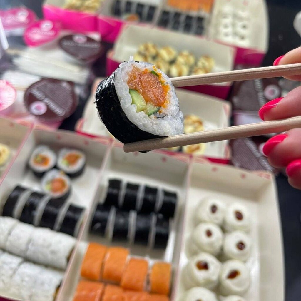 Suşi restoranı Sushi Gallery, Maykop, foto