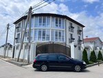Белая дача (Prokhladnaya ulitsa No:34, posyolok Peresyp), otel  Krasnodarski krayından