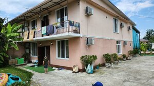 Sandro (ulitsa B. Adleyba No:208), otel  Suhum'dan
