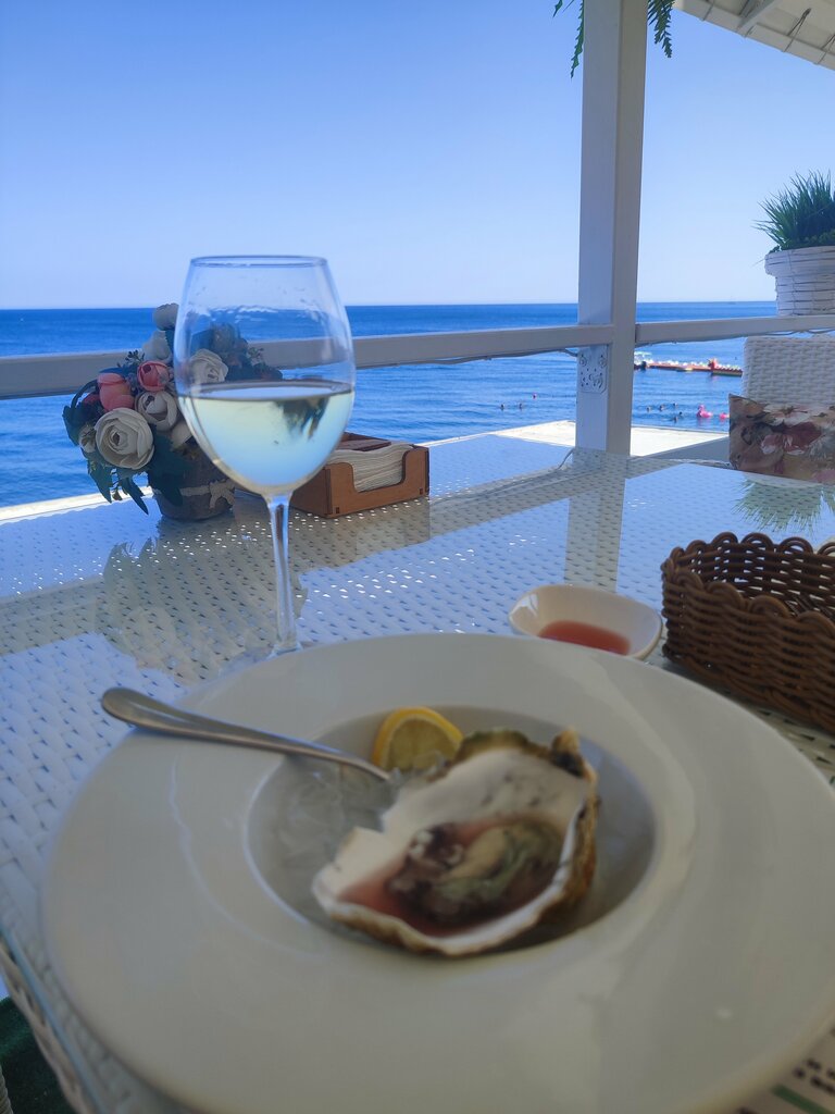 Plaj Гуровские камни, Kırım Cumhuriyeti, foto