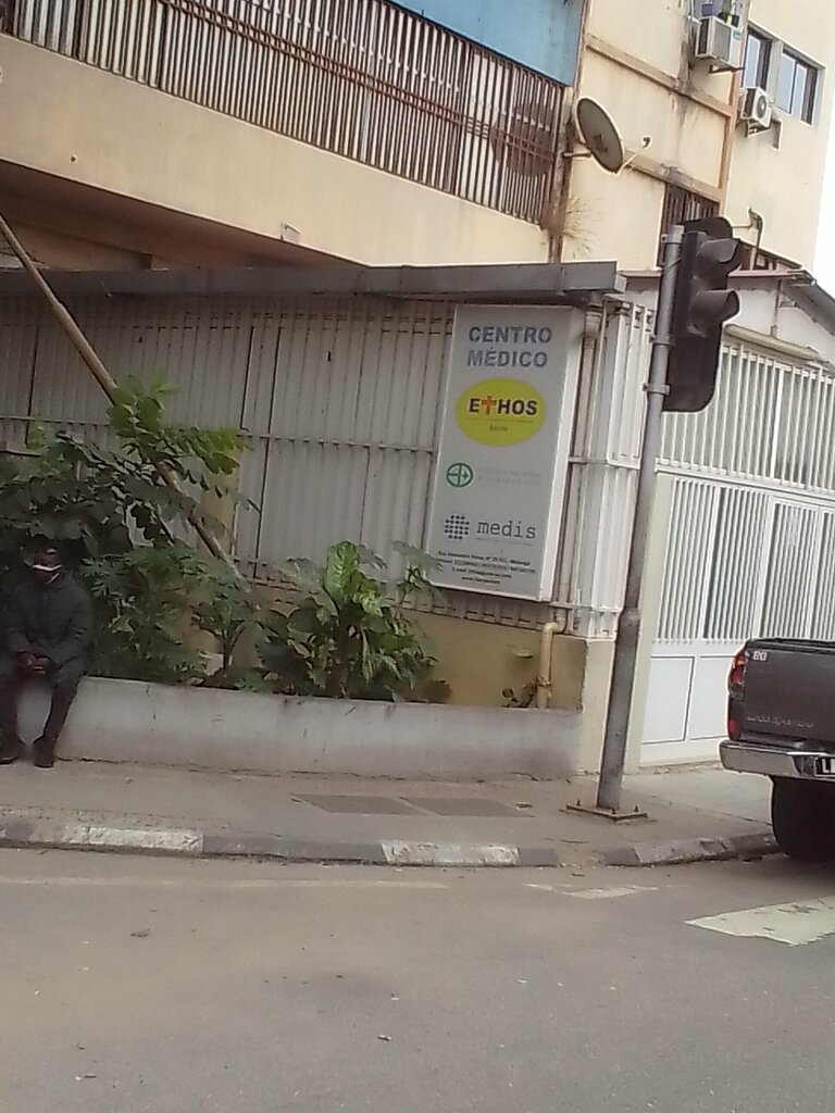 Tıp merkezleri ve klinikler Ethos, Loanda, foto