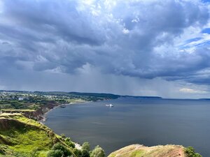 Sign of the confluence of the Kama and Volga (Republic of Tatarstan, Kamsko-Ustyinskiy rayon), park, sokak heykeli  Tataristan'dan