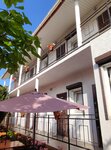 Гостевой дом Островок (Малиновая линия No:9), otel  Sevastopol'dan