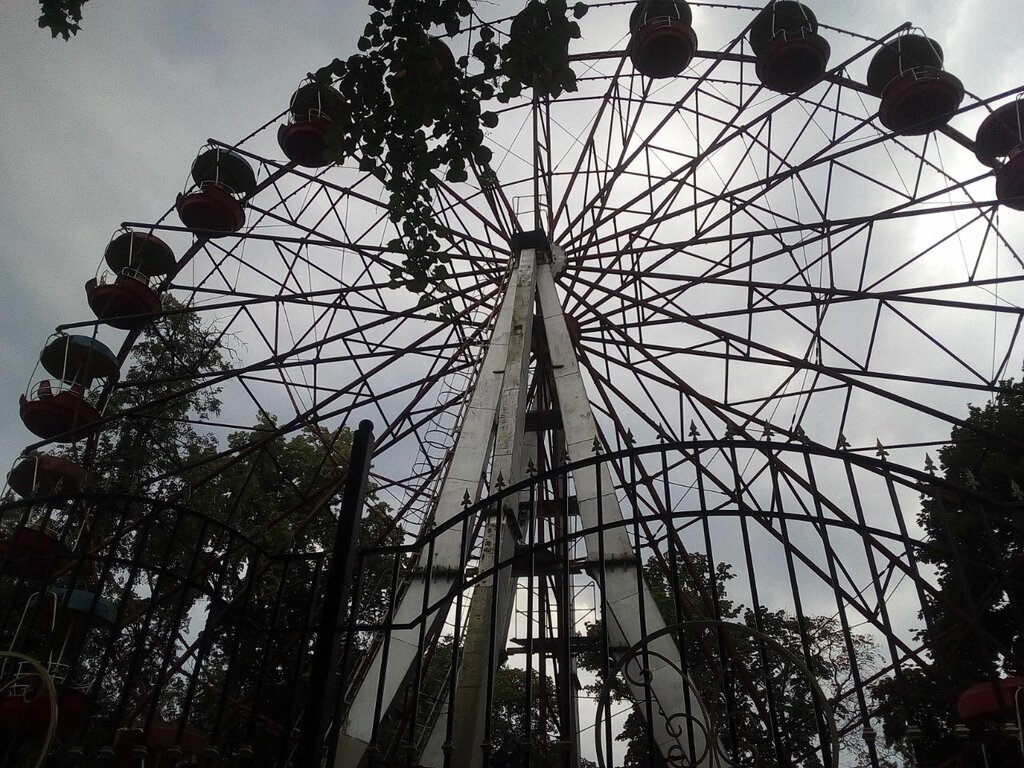 Atraksiyon Колесо обозрения, Novozybkov, foto