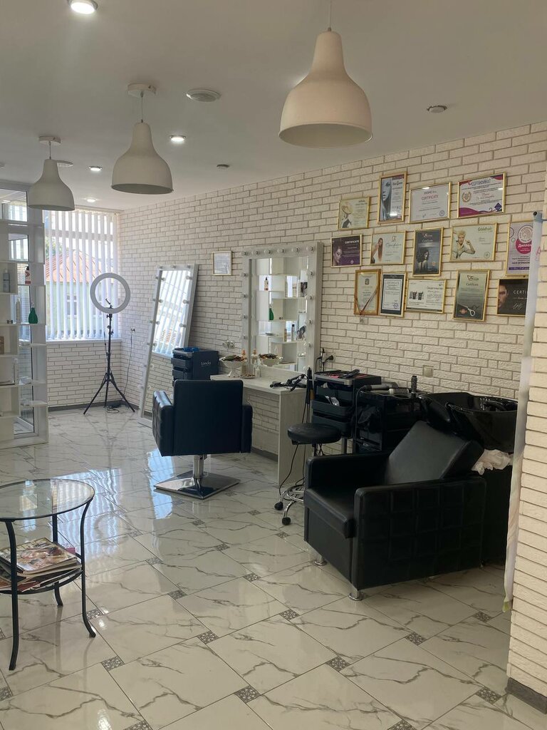 Kuaförler Liana Pogosyan, Stavropol, foto