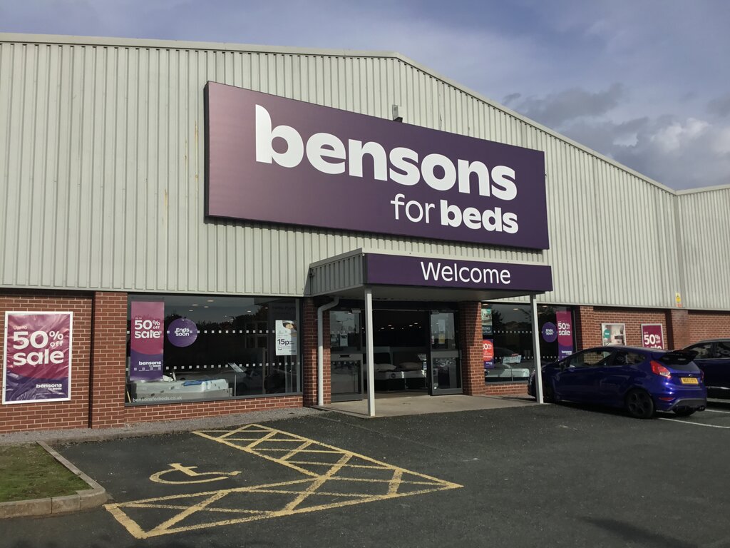 Çocuk odası firmaları Bensons for Beds Plymouth, İngiltere, foto
