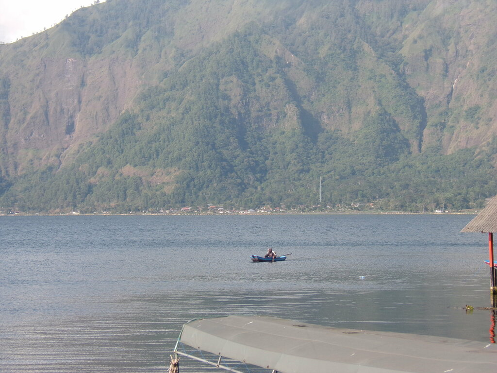 Volkan Abang Volcano 2152 meters, Bali, foto