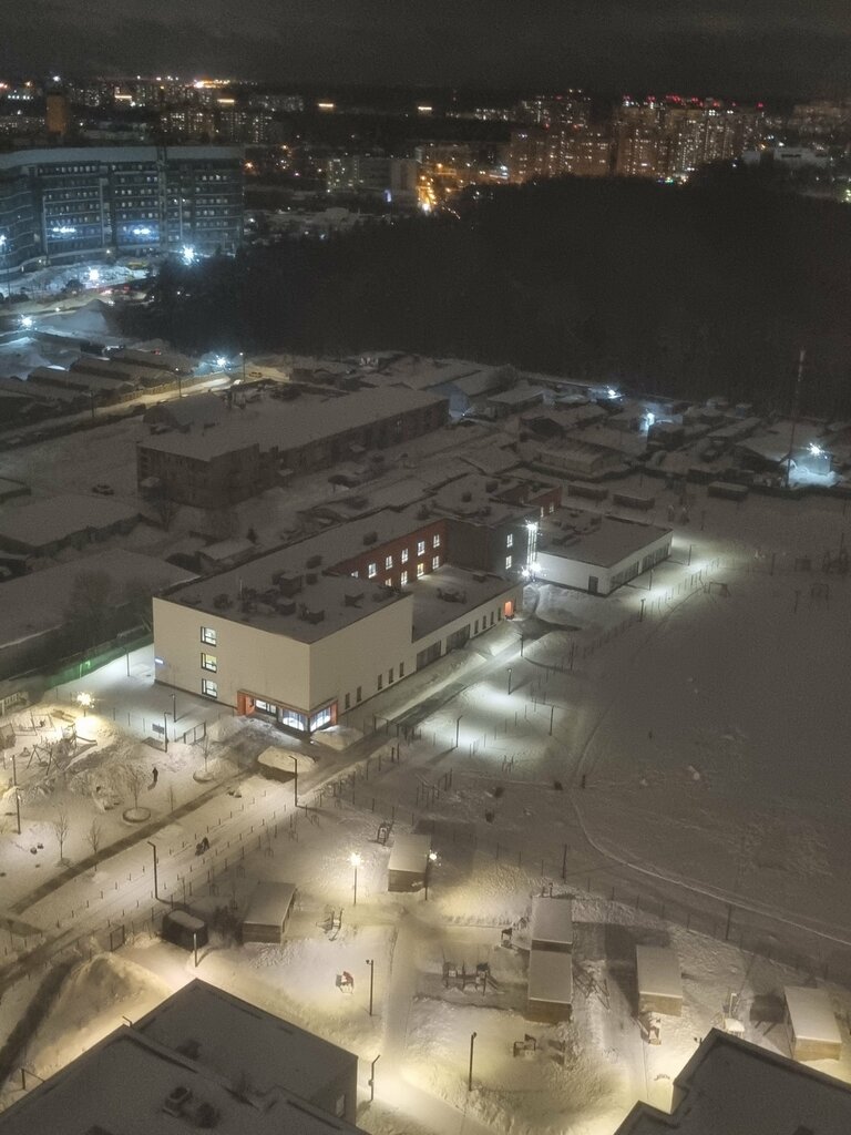 i̇lkokul Средняя общеобразовательная школа № 1, здание 2, Krasnogorsk, foto