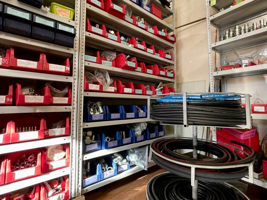 Kollar ve hortumlar Гидросервис-Сочи, Krasnodarski krayı, foto