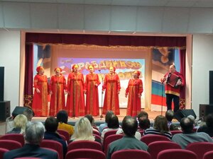 Kültür merkezleri Юхновское культурно-досуговое объединение, Yuhnov, foto