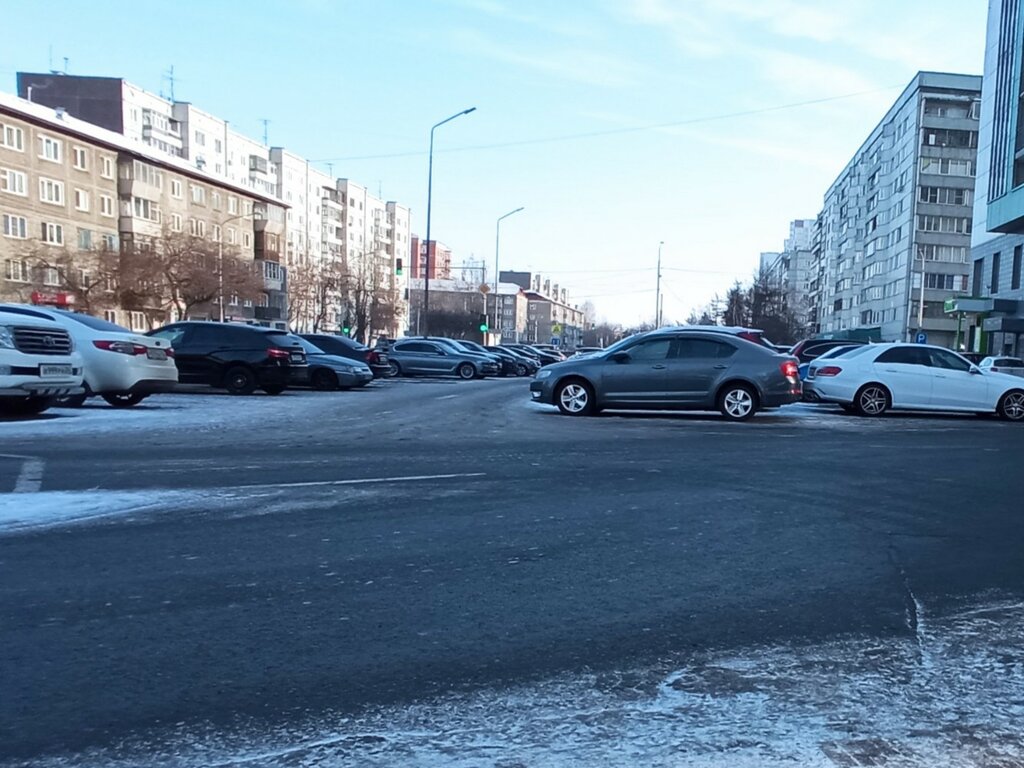 Otoparklar Парковка, Krasnoyarsk, foto