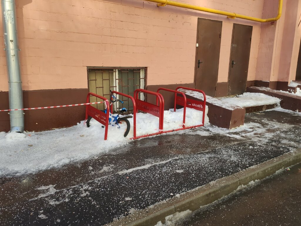 Bisiklet park yerleri Велосипедная парковка, Moskova, foto