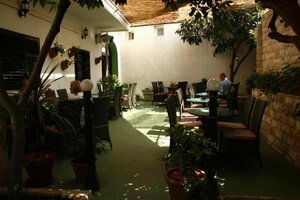 Hostel Splendido (Šibenik-Knin County, Šibenik), otel  Sibenik'ten