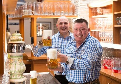 Otel Hotel & Restaurant Waldcafe Hettstedt, Saksonya‑Anhalt, foto