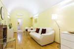 Altido Chic studio in Baixa (Rua dos Fanqueiros No:201), otel  Lizbon'dan