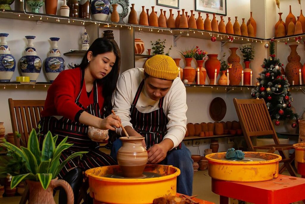 Çömlek atölyesi Otyrar_ceramics, Almatı, foto