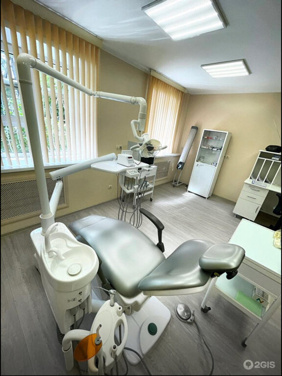 Özel ağız ve diş sağlığı klinikleri ve muayenehaneleri Stomatolog Plyus, Astrahan, foto