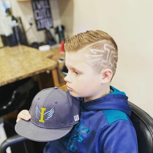 BarberSkullz (United States, Ankeny, 6828 NE 14th St), berberler  Iova Eyaleti'nden