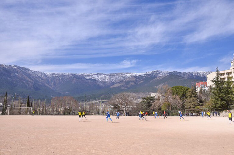 Spor alanı Спортивная площадка, Yalta, foto