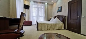 Guest Rooms at Park- (улица Адмирала Фадеева No:48), otel  Sevastopol'dan