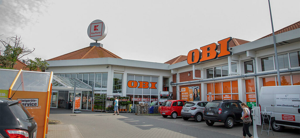 Bahçe ekipmanları ve teknolojileri OBI Gartencenter Bad Freienwalde, Brandenburg, foto