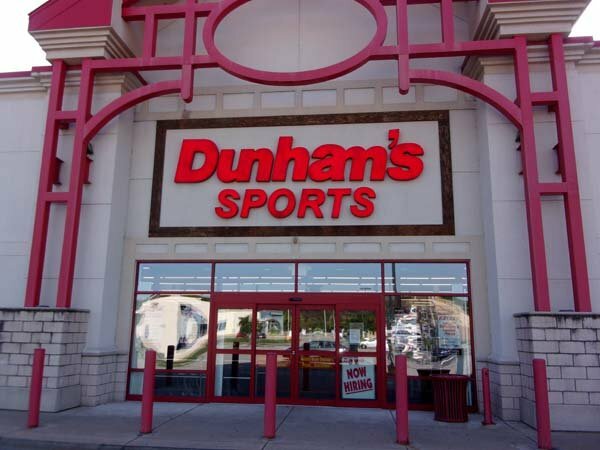 Spor giyim ve ayakkabı Dunham's Sports, Pennsylvania, foto