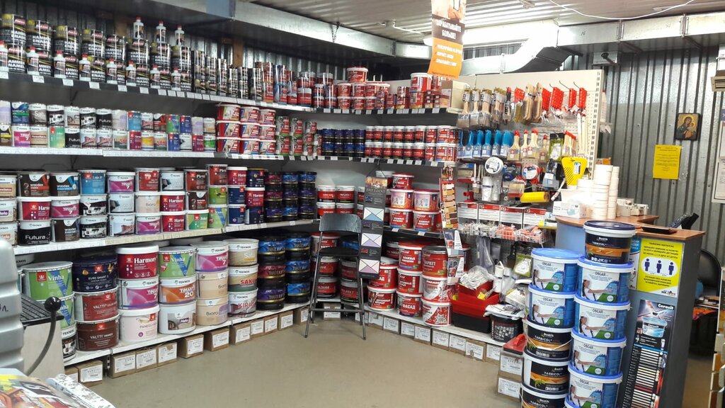 Boya ve cila malzemeleri üretim ve satış yerleri Kraski Dom malyara, Balaşiha, foto